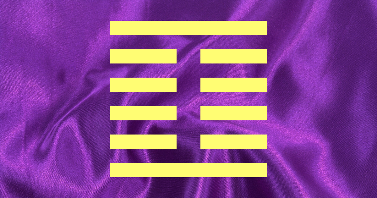 Hexagram 27 • Chaos Tarot